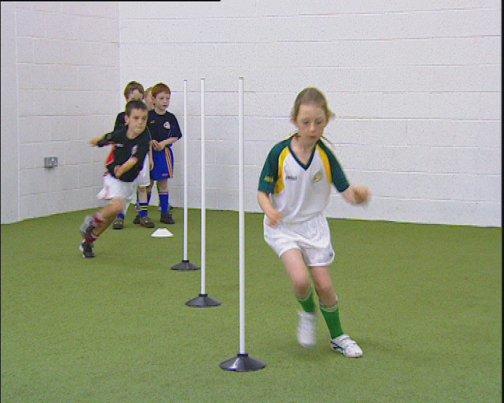 Running - Straight Slalom Run | Tobar