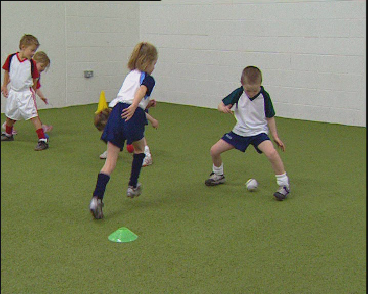 Throwing - Bridge Ball | Tobar